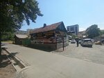 Фрунзе (Mikhail Frunze Street No:448), otomobil satış galerileri  Bişkek'ten