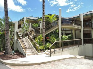 Puunoa Beach Estates (Hawaii, County of Maui, Lahaina, Kai Pali Place), otel  Lahaina'dan