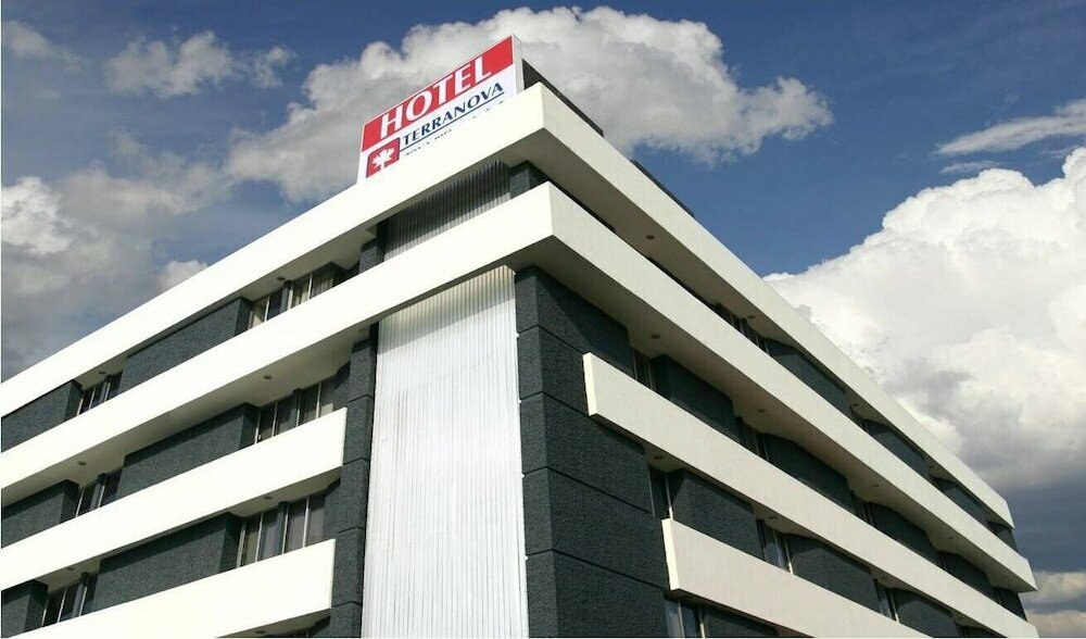 Otel Hotel Terranova Zona Piel, Leon, foto