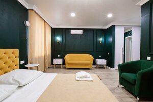 Empire (ulitsa Mozharova No:21), otel  Izhevsk'ten