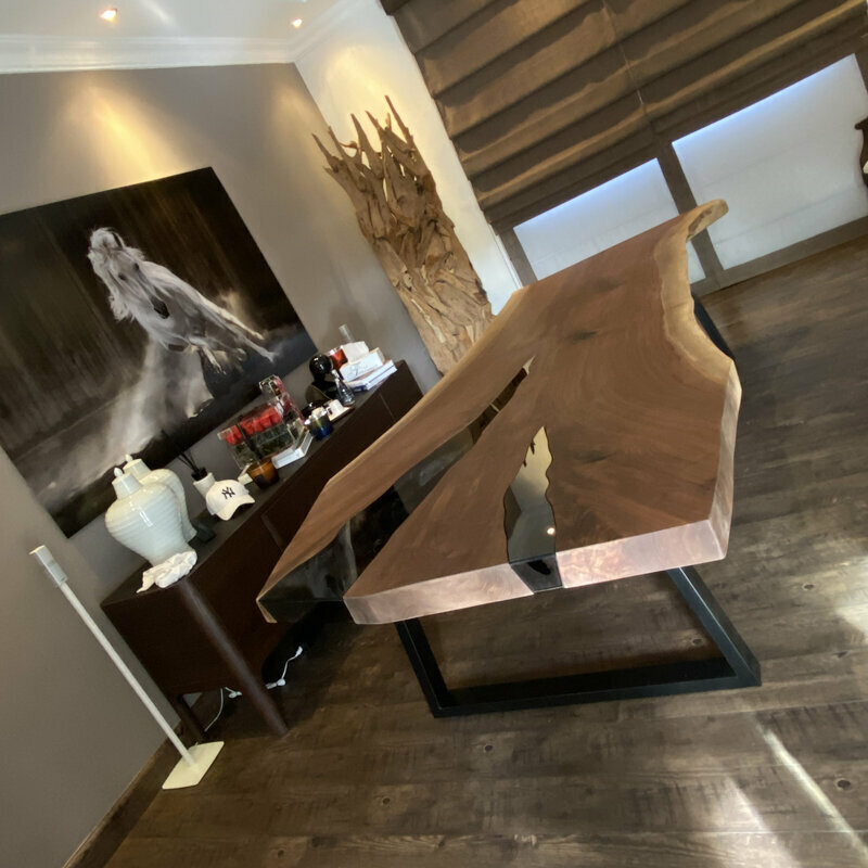 Mobilya aksesuar ve parçaları Table House, Dubai, foto