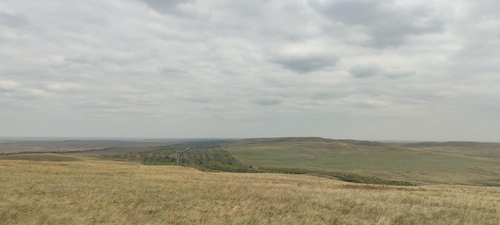 Dağ zirvesi Гора Острая шишка, Orenburgskaya oblastı, foto