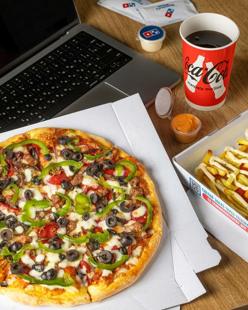Pizzacılar Domino's Pizza, Taşkent, foto