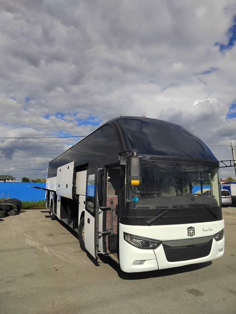 Otobüs tamiri ve satışı Avtomarket, Omsk, foto