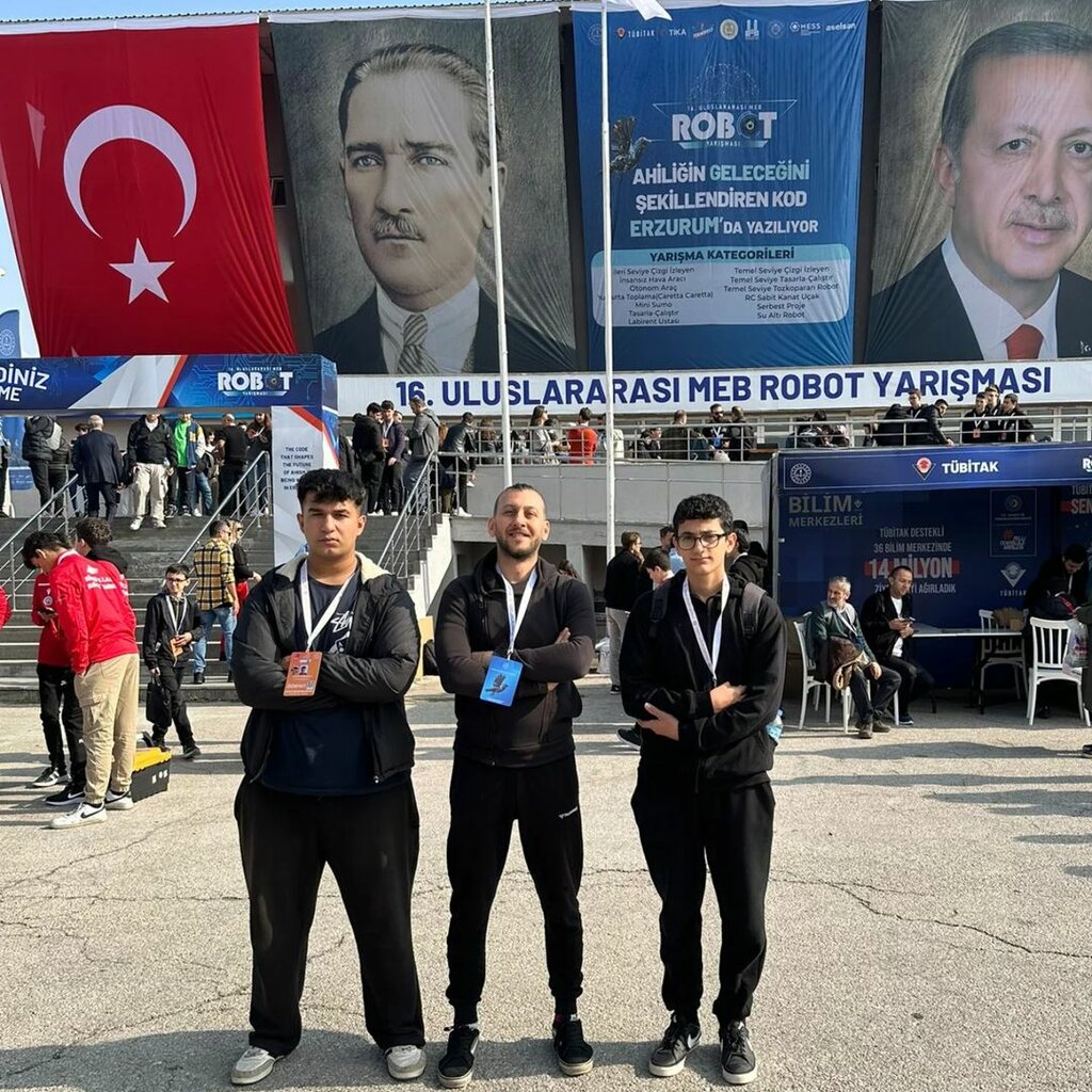 Lise Şehit Özcan Şenol Mesleki ve Teknik Anadolu Lisesi, Antalya, foto