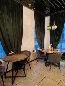 Dym (Авачинская улица No:5), kafe  Elizovo'dan