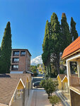 The Pearl of Abkhazia (Gumistinskaya ulitsa No:28), otel  Gudauta'dan