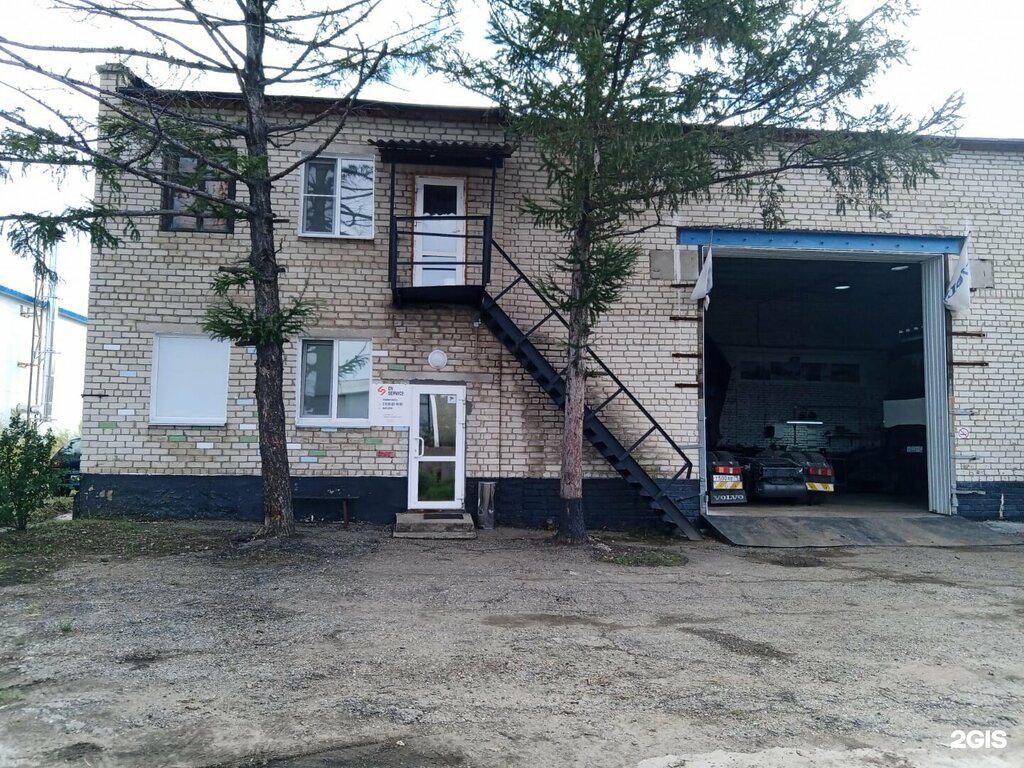 Kamyonların onarımı Dv Service, Habarovski krayı, foto