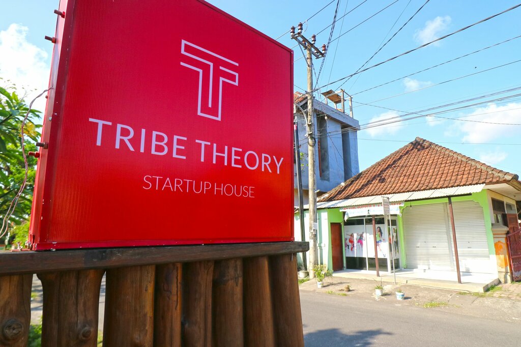 Otel Draper Startup House for Entrepreneurs, Bali, foto