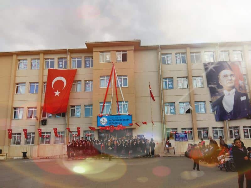 Ortaokul Kazım Karabekir Ortaokulu, İstanbul, foto