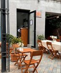 Brinji (Giorgi Atonelis Street No:19), kafe  Tiflis'ten