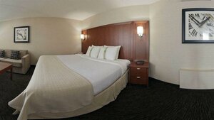 Holiday Inn Oakville Centre (Ontario, Oakville), otel  Oakville'den