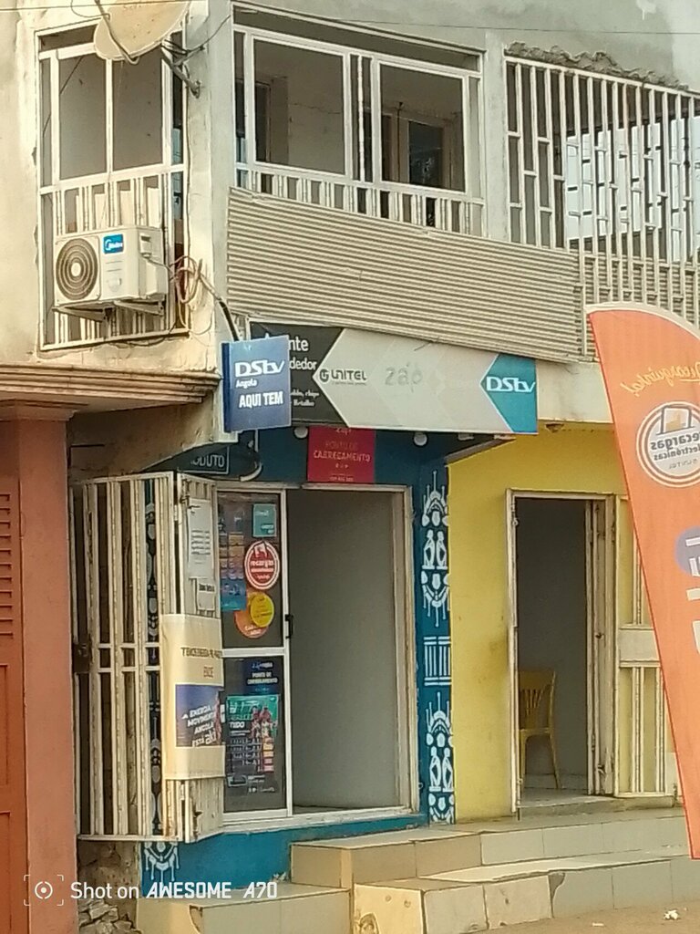 Para transferleri Dstv, Loanda, foto
