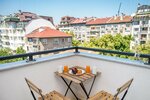 Spacious 1bdr Apartment in City Centre With Balcony (Sofia, улица Ивайло), kısa süreli konaklama  Sofya'dan