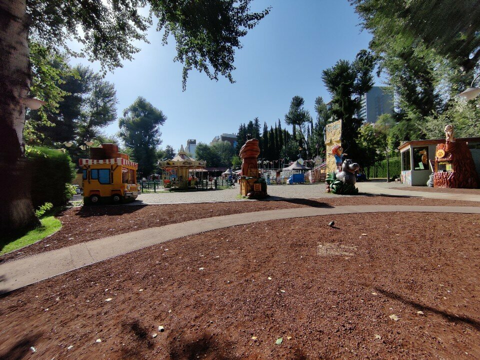Lunapark Shumba kids, Tiflis, foto