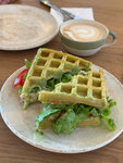 Green Waffle (Zurab Gorgiladze Street No:96), kafe  Batum'dan