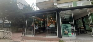 Kapar Natural (İstanbul, Bakırköy, Kartaltepe Mah., Baharlı Bahçe Sok., 3B), kahve dükkanları  İstanbul'dan