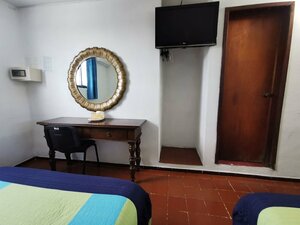 Hotel Doralba Inn (Yucatán, ciudad de Mérida), otel  Merida'dan