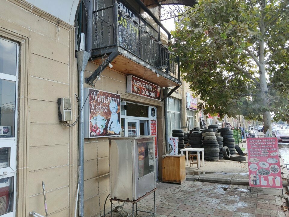 Kafe Nənəmin Kafesi, Gence, foto