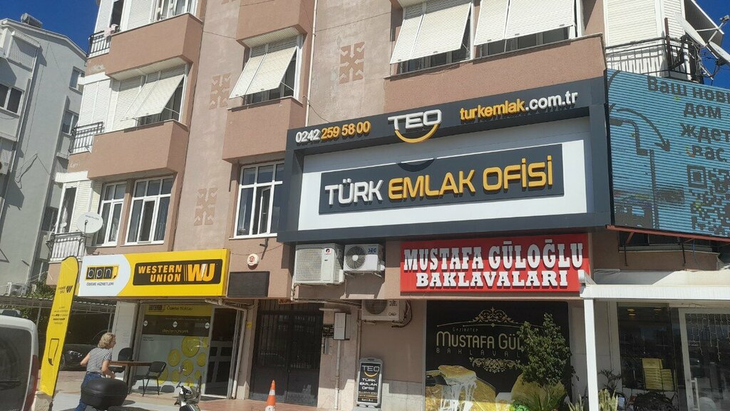 Emlak ofisi Türk Emlak Ofisi, Antalya, foto