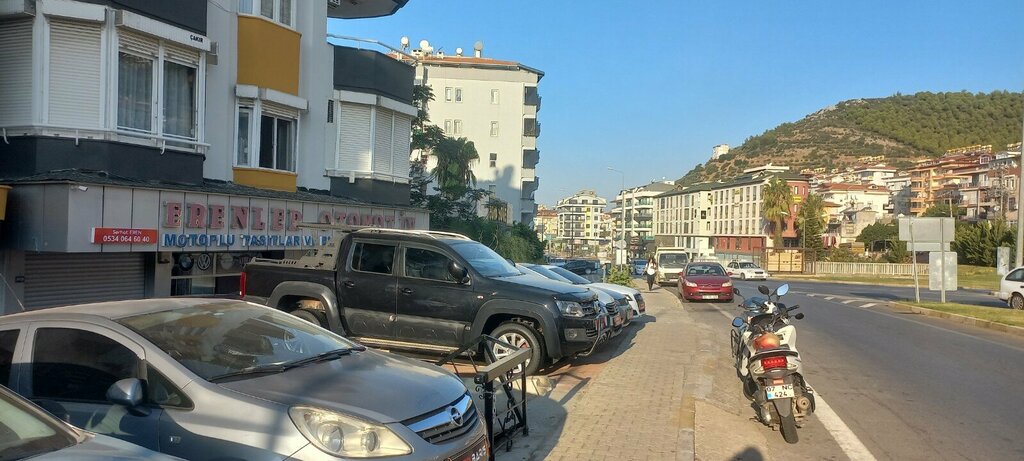 Otomobil satış galerileri Erenler Otomotiv ve İnşaat, Alanya, foto