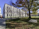 Gymnasium (Moravskoslezský kraj, Bruntal, Krnov), fen lisesi, sosyal bilimler lisesi  Krnov'tan