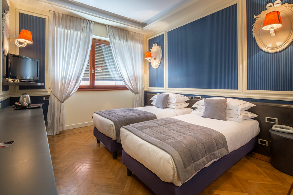 Otel Grande Albergo Roma, Piacenza, foto