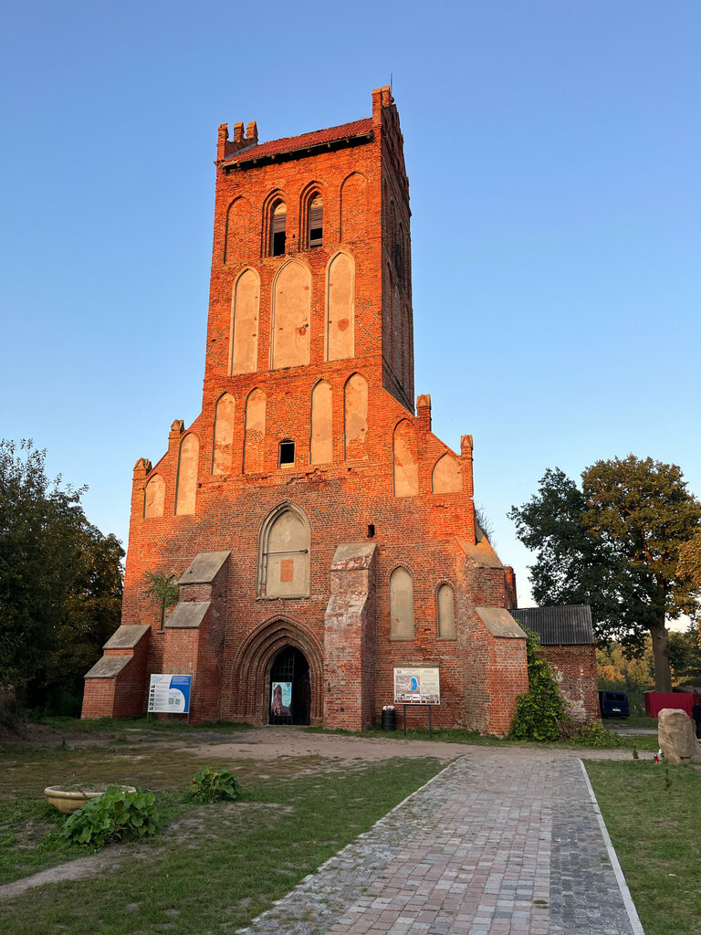 Protestan kilisesi Кирха Гердауэна, Kaliningradskaya oblastı, foto