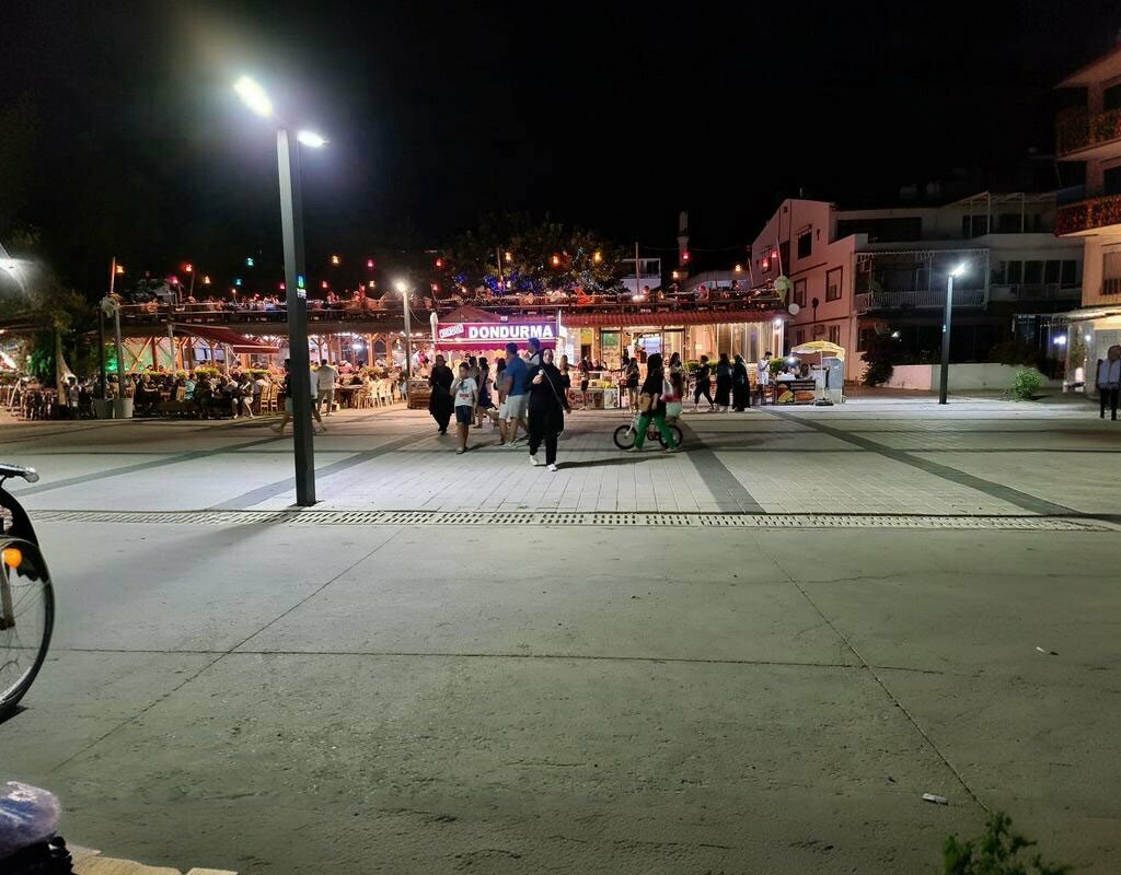 Kafe Pehlivan Çay Bahçesi, Edremit, foto