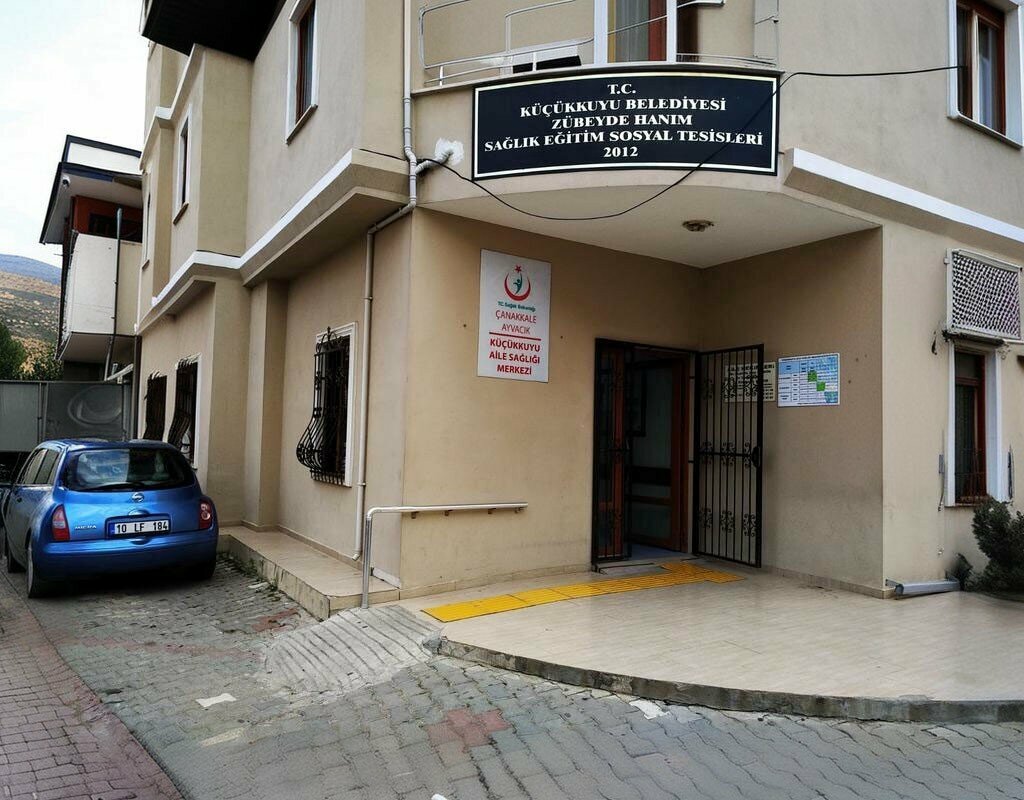 Aile sağlığı merkezi Ayvacık Küçükkuyu Aile Sağlığı Merkezi, Ayvacık, foto