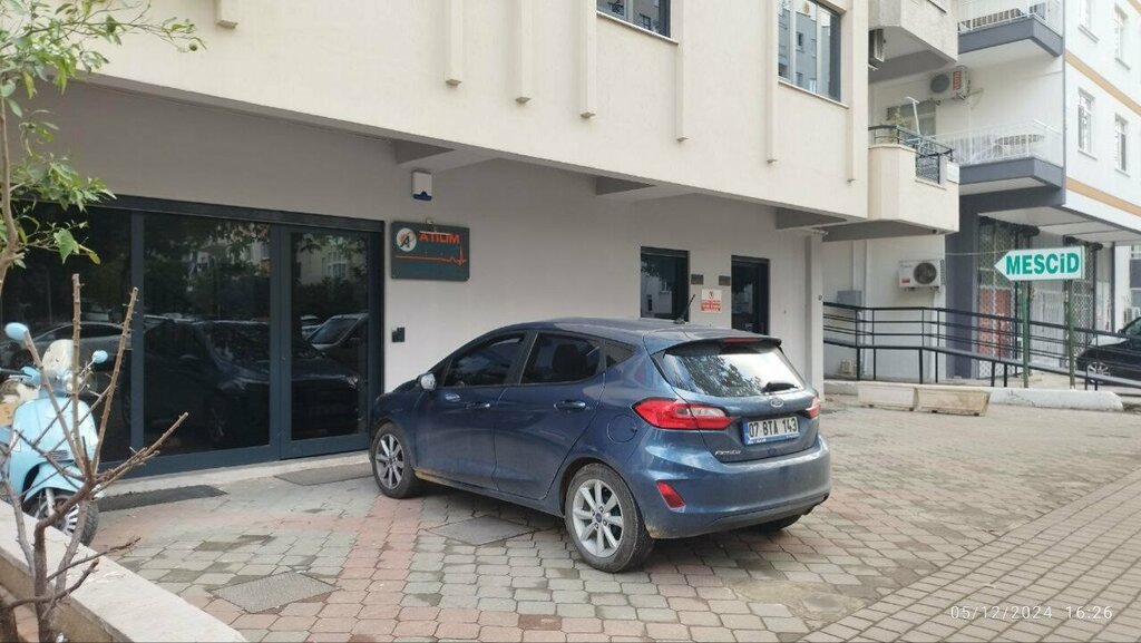 i̇laç firmaları Atılım Ecza Deposu, Antalya, foto