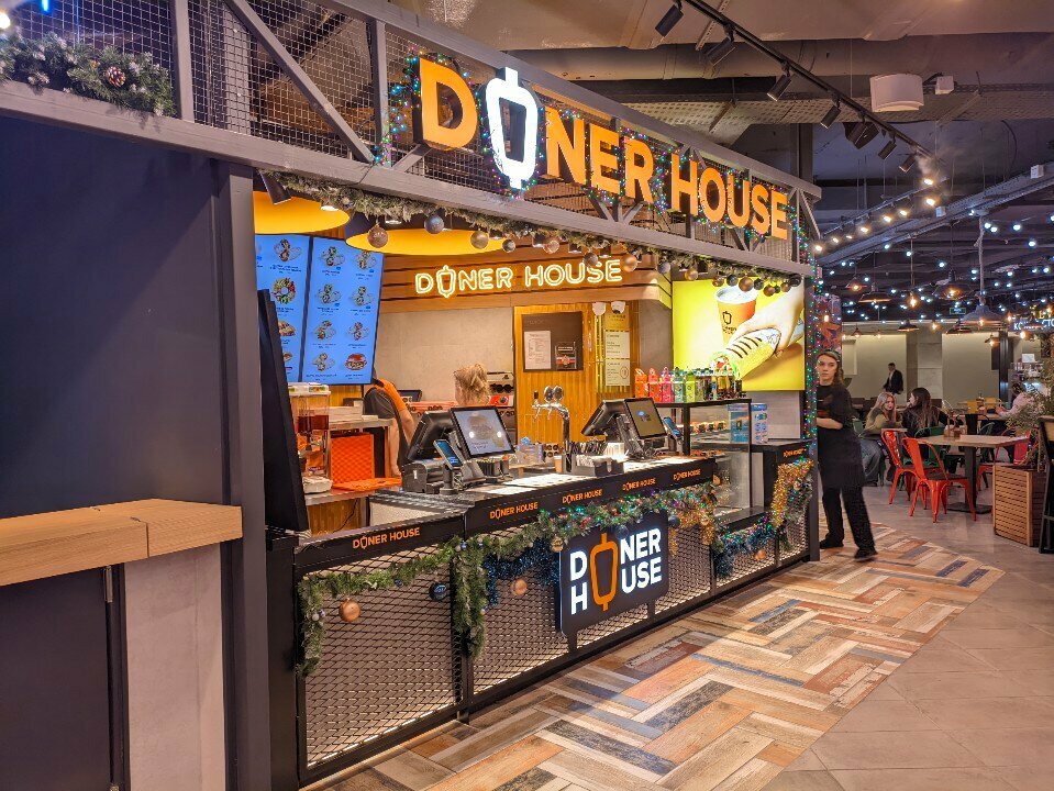 Fast food Doner House, Moskova, foto
