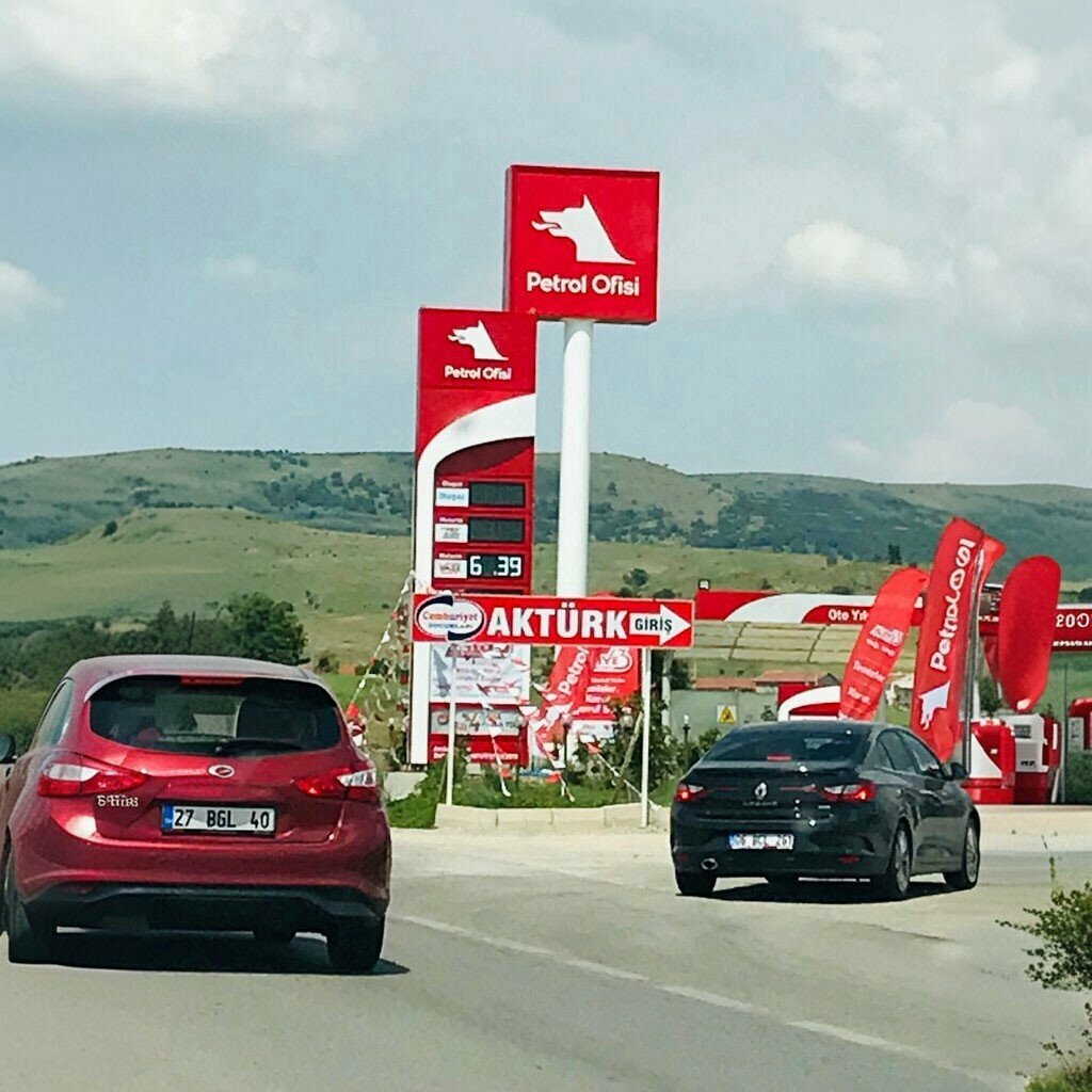 Benzin istasyonu Petrol Ofisi, Sinanpaşa, foto