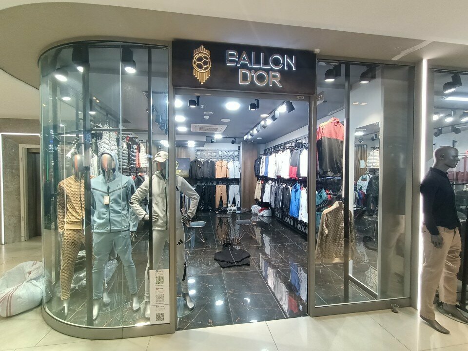 Giyim mağazası Ballon D'or, İstanbul, foto