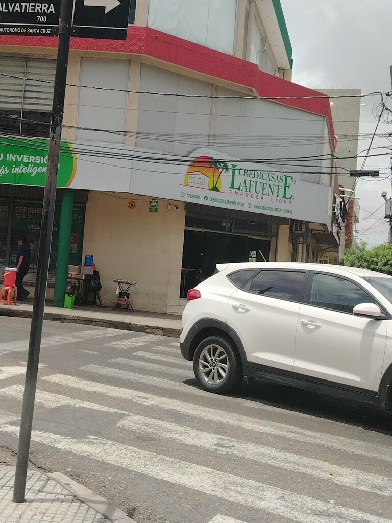 Emlak ofisi Credicasas Lafuente Jn S. R. L., Santa‑Krus, foto