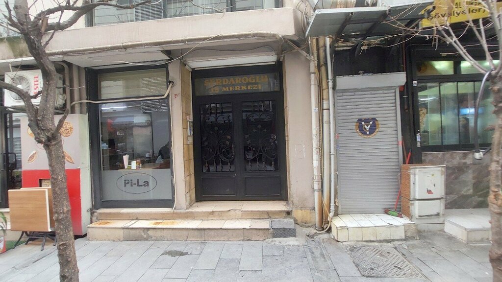 i̇ş merkezi Serdaroğlu İş Merkezi, İstanbul, foto
