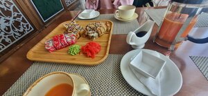 Usadba Yuzefova (V.A. Zakrutkina Avenue No:20/1С, Semikarakorsk), kafe  Semikarakorsk'tan