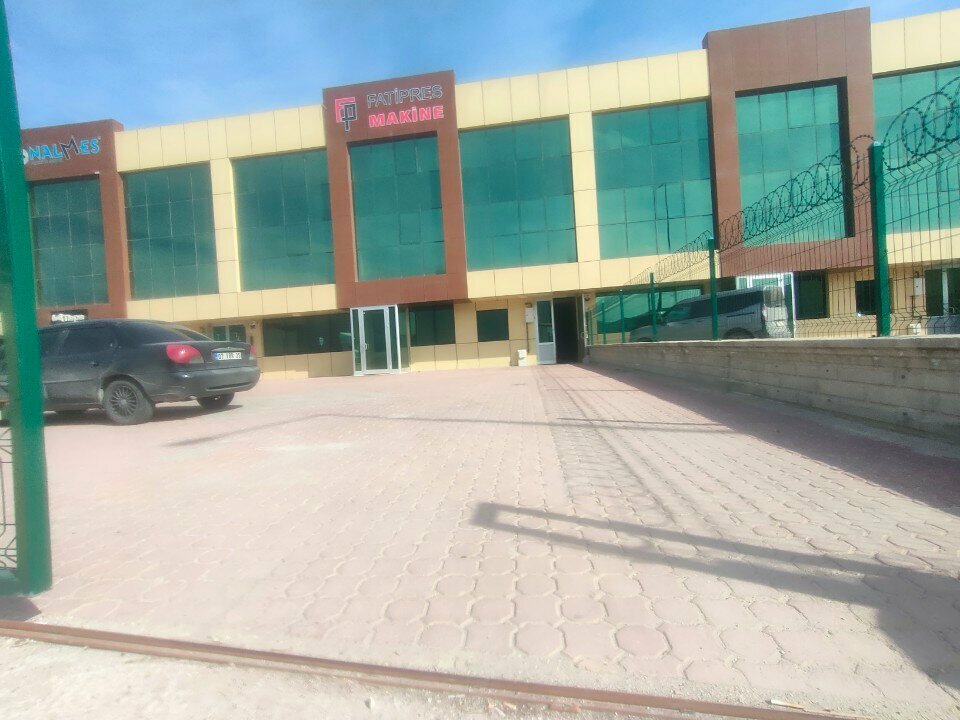 Sanayi kuruluşu Fatipres Makine, Konya, foto