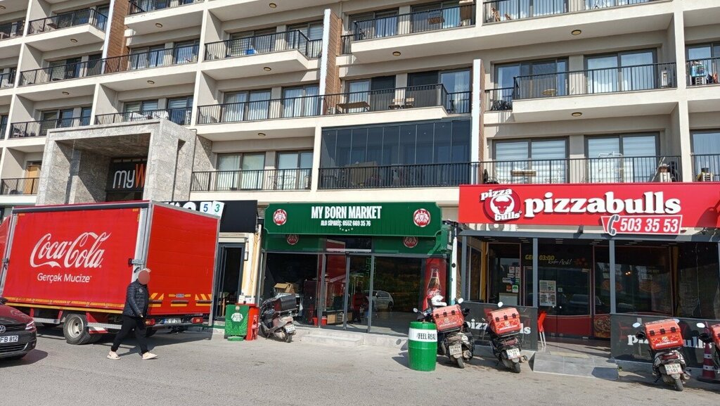 Pizzacılar Pizzabulls Bornova, İzmir, foto