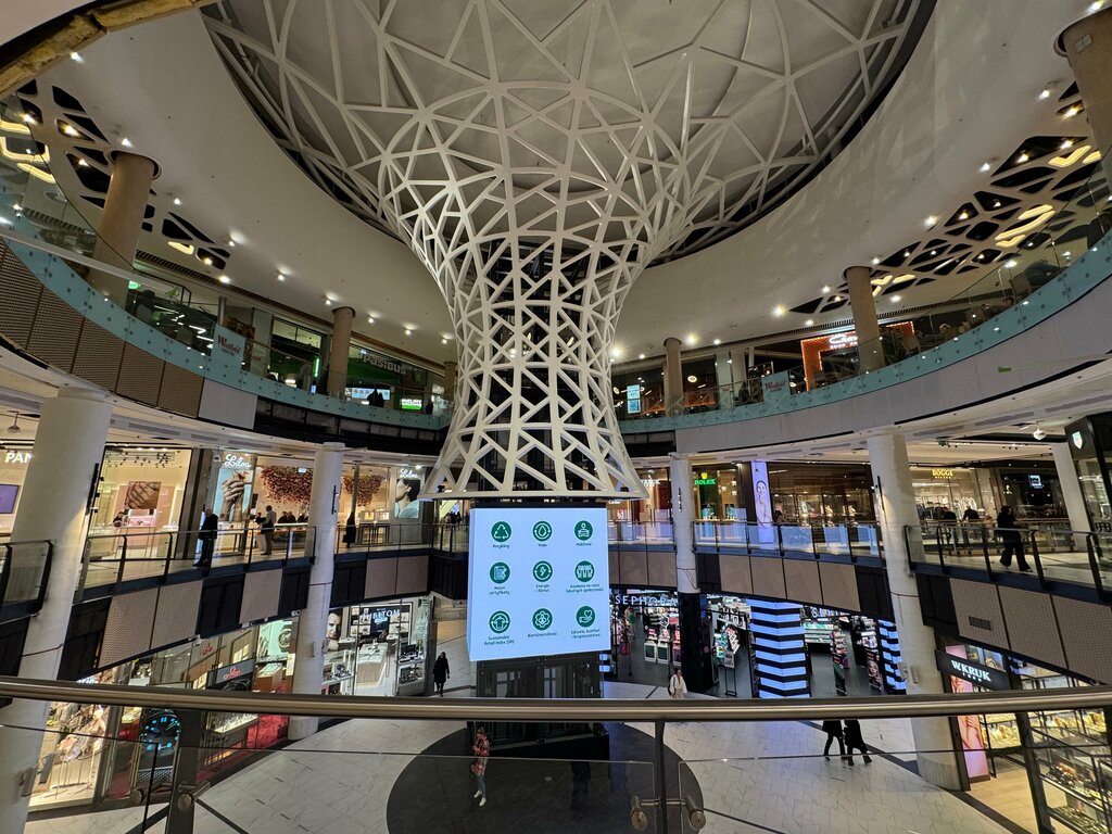 Alışveriş merkezleri Galeria Mokotów, Varşova, foto