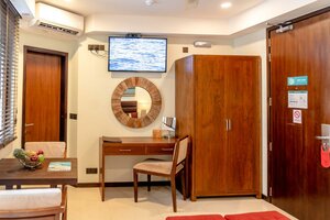 The Somerset Hotel (Malé), otel  Malé'den