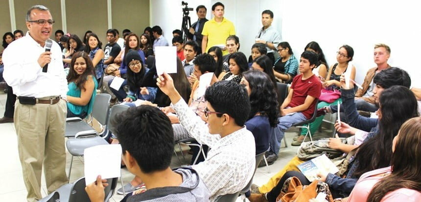 Ortaokul New Acropolis Jesus Maria Of 1104, Lima, foto