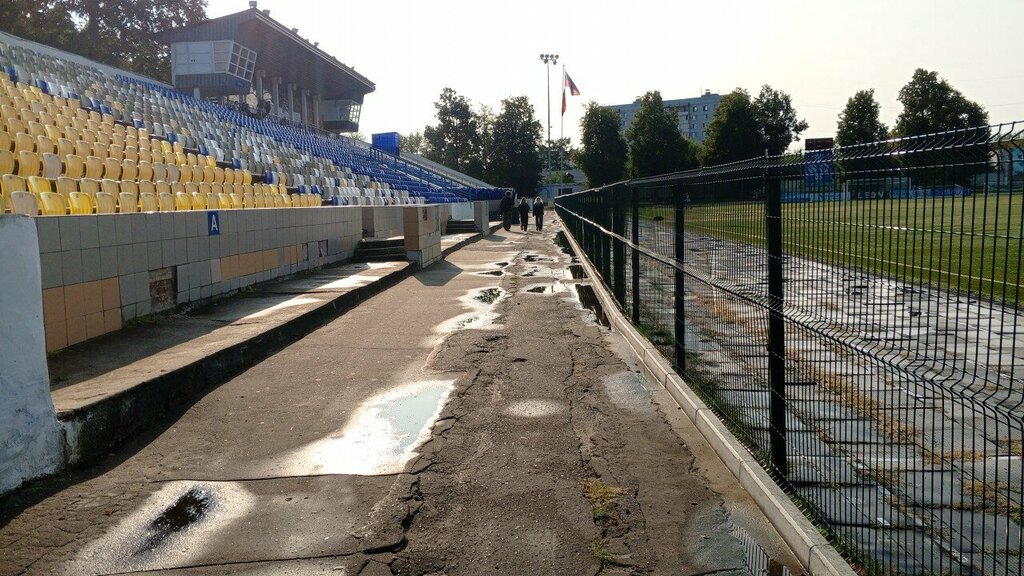 Kuruyemiş, atıştırmalık, kuru meyve Автомат по продаже снеков и воды, Kolomna, foto