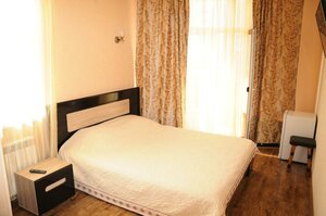 Леона (1 Maya Street No:184, Krasnodar), otel  Krasnodar'dan