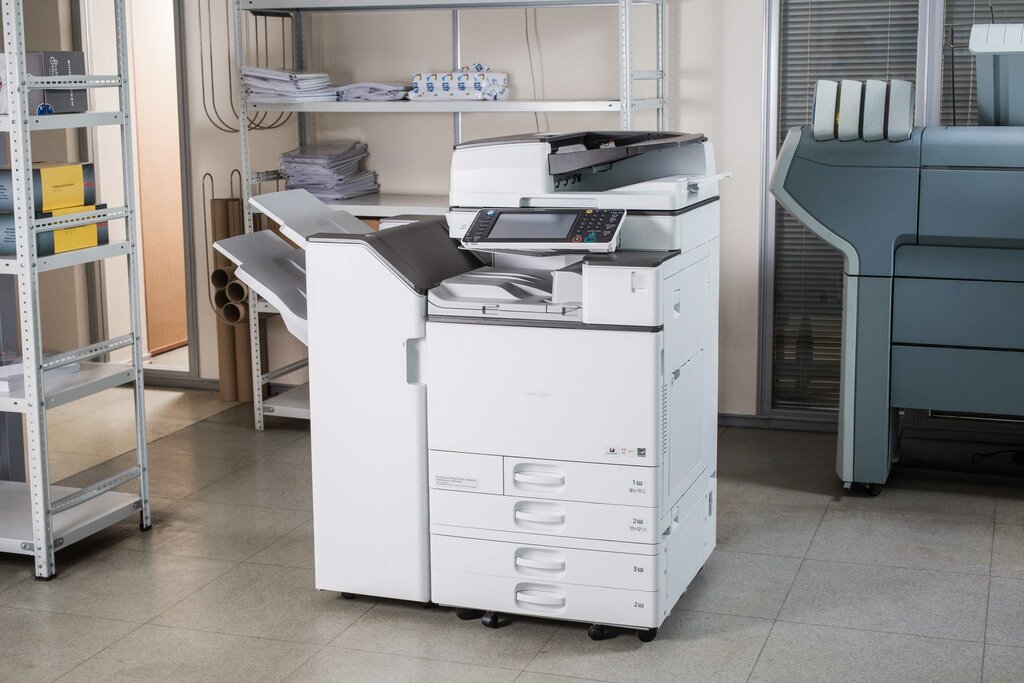 Fotokopi dükkanları Kompaniya Zhivoy printer, Saint‑Petersburg, foto