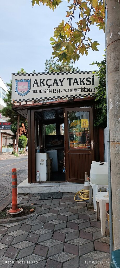 Taksi durağı Akçay Taksi, Edremit, foto