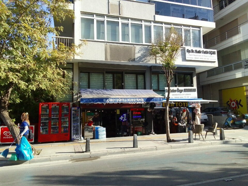 Mini-market Elçibey Büfe Tobacco Kuruyemiş, İzmir, foto