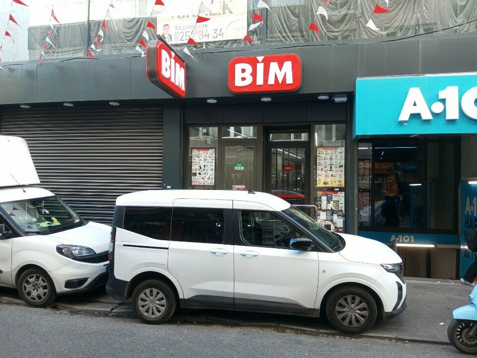 Süpermarket Bim, İstanbul, foto