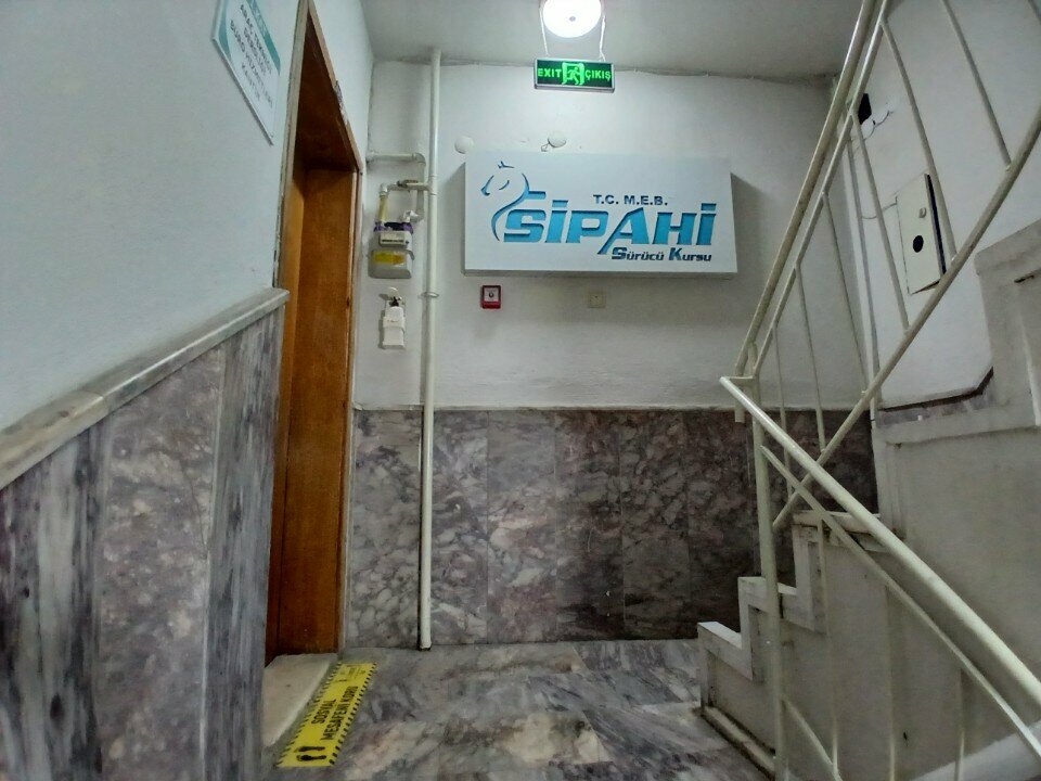 Sürücü kursları Sipahi Sürücü Kursu, Konya, foto
