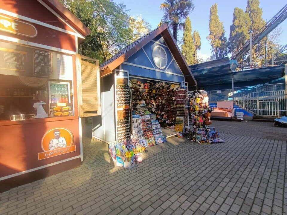 Hediyelik eşya mağazaları Сувениры, Soçi, foto